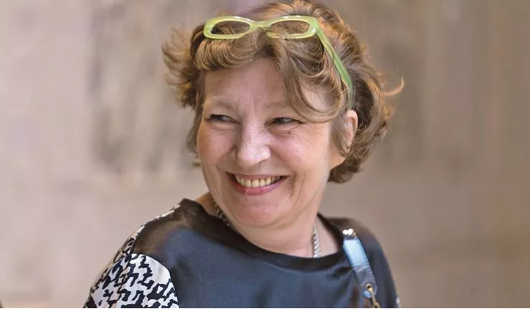 Spotlight: French Art Curators