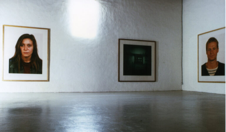 Photograph Thomas Ruff and his documentary photography