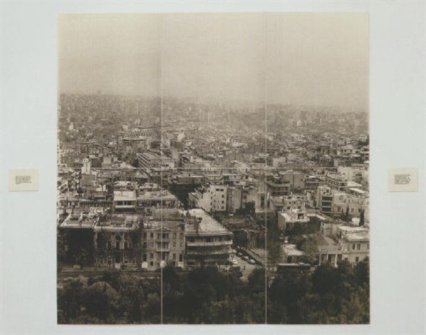 10 Famous Artworks by Lorna Simpson