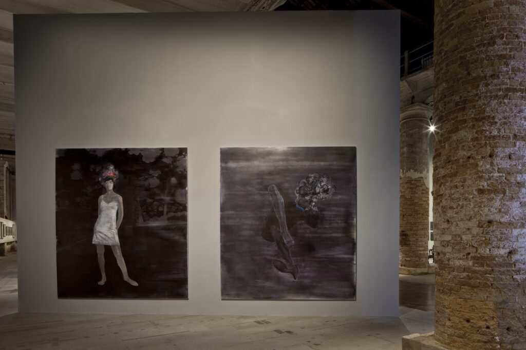 10 Famous Artworks by Lorna Simpson