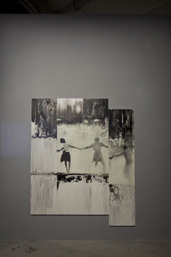 10 Famous Artworks by Lorna Simpson