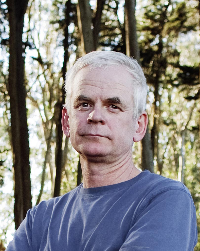 Explorando Stone River di Andy Goldsworthy