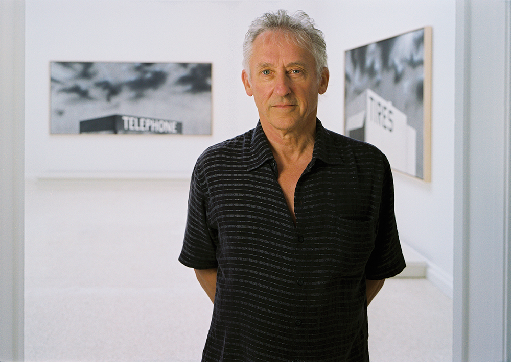 Exploration des Vingt-six Stations-service d'Ed Ruscha