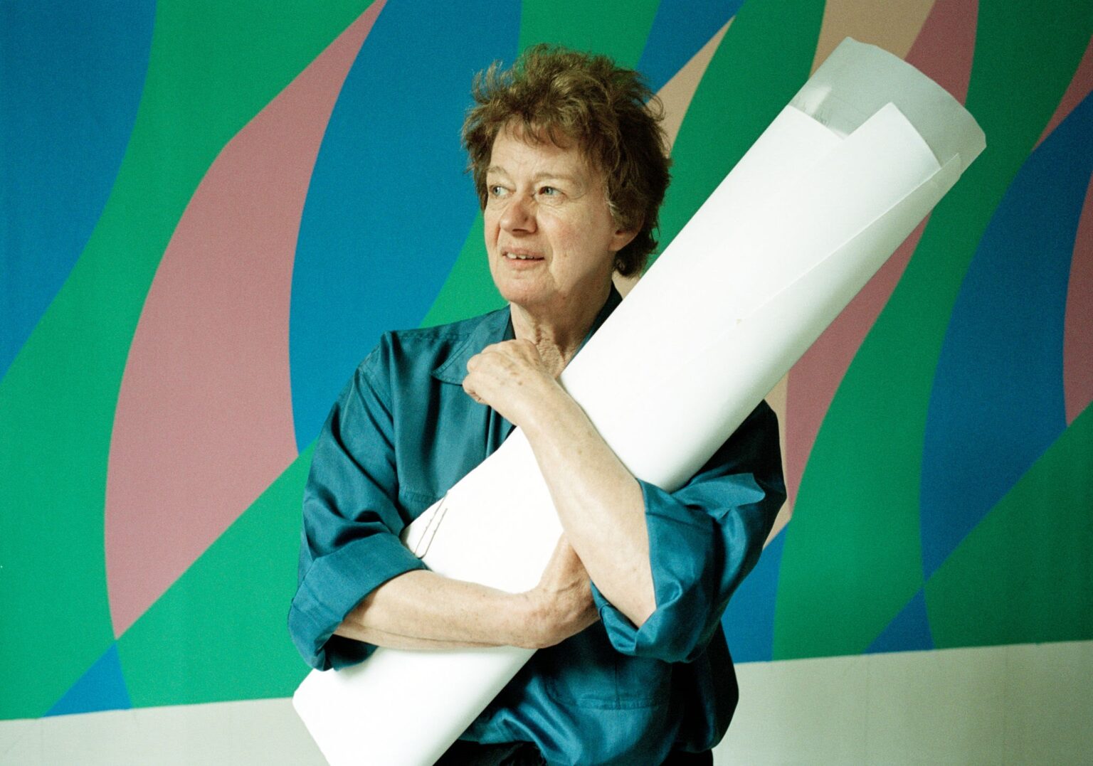 Bridget Riley's "Fall": A Masterpiece in Optical Illusion