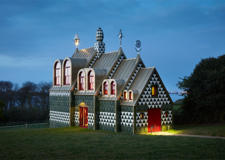 Esplorando il Mondo Fantasioso di Grayson Perry: A House for Essex