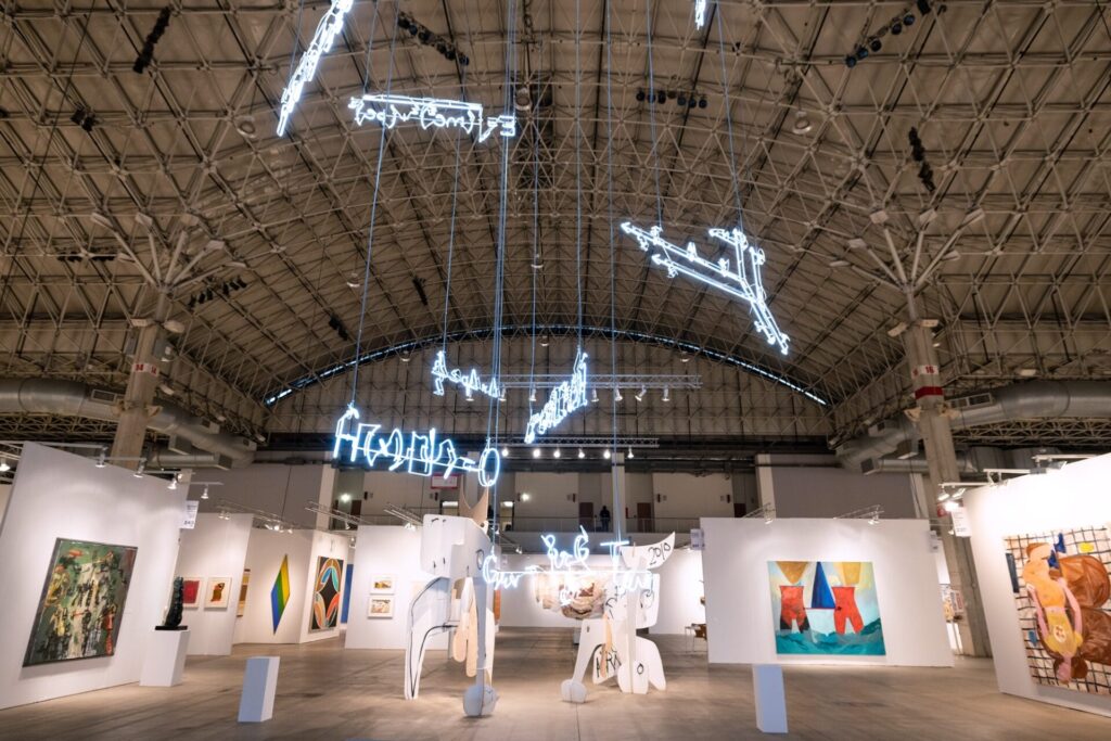 Einblick in die Expo Chicago: Chicagos führende Kunstszene