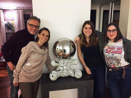 Brat: 화가, 조각가 프랑스 출신 - SINGULART