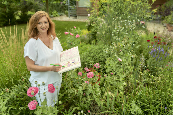 Alexandra Hiltl Artist: Paintings for sale - Singulart