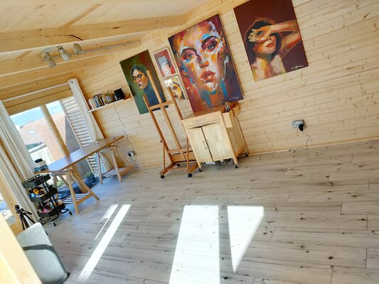 Anna Matykiewicz Artist: Paintings for sale - Singulart