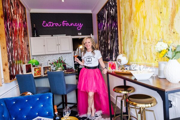 Penelope Moore Artist: Paintings for sale - Singulart