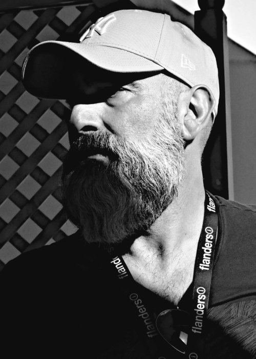 Brat: 화가, 조각가 프랑스 출신 - SINGULART