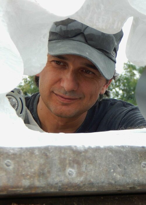 Waterfall II by Nando Álvarez (2021) : Sculpture Stone, Marble - Singulart