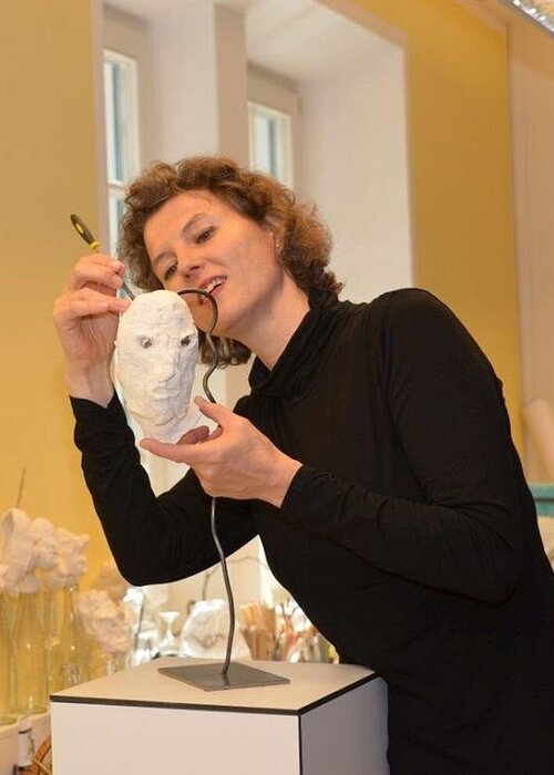 Susanna Andreini: 화가, 소묘화가, 섬유예술가, 조각가, Visual Artist 오스트리아 출신 - SINGULART