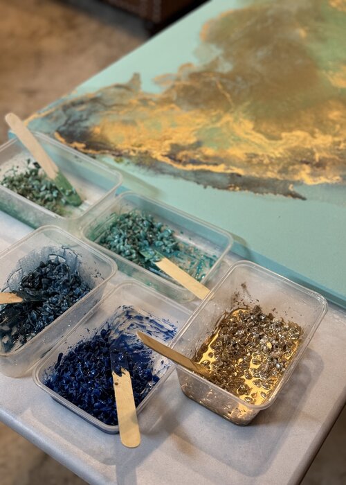 POMARA 💕 de Fatima Anwar (2025) : Peinture Acrylique, Feuille d'or sur Toile - Singulart