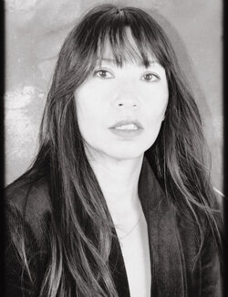 Marijah Bac Cam Artist: Paintings for sale - Singulart