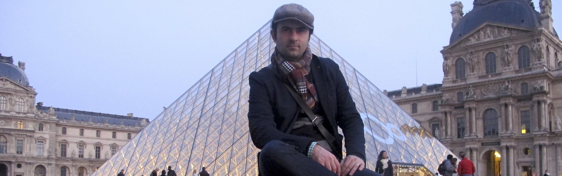 Emil Aziz Artist: Paintings for sale - Singulart