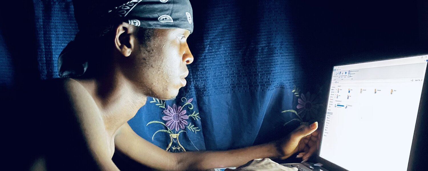 Lawal Stephen: Nigerianischer Digitaler Künstler - Singulart