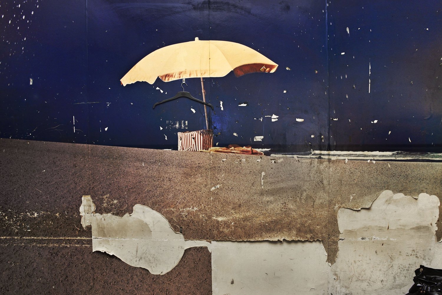 In Passing 01 by Graeme Williams (2015) : Photography - Singulart