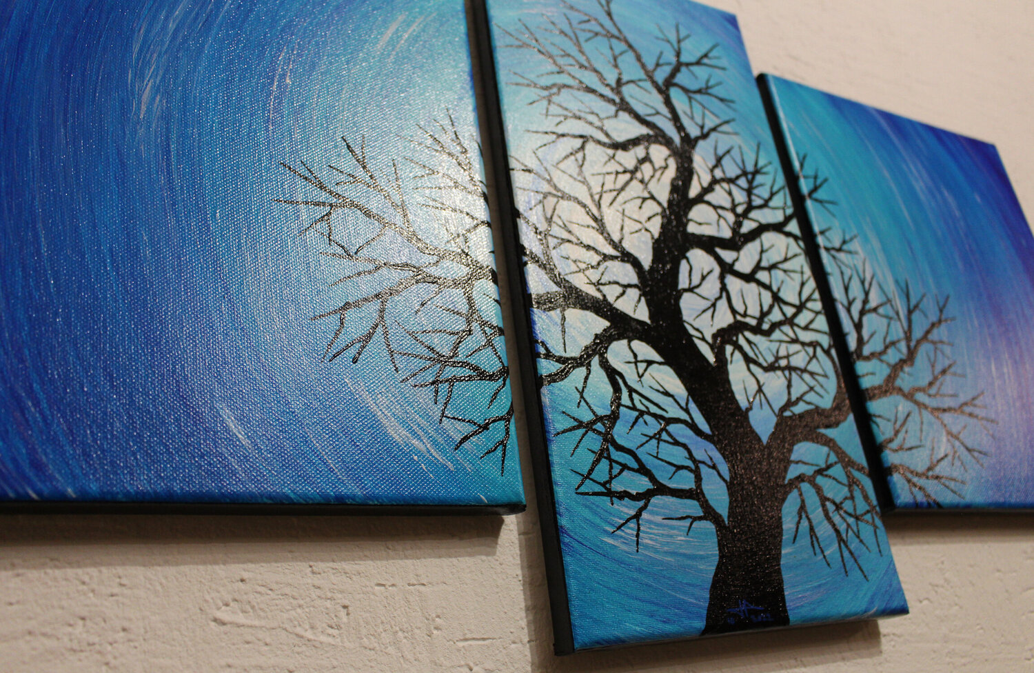 Triptyque silhouette d’arbre de nuit by Jonathan Pradillon (2022 ...