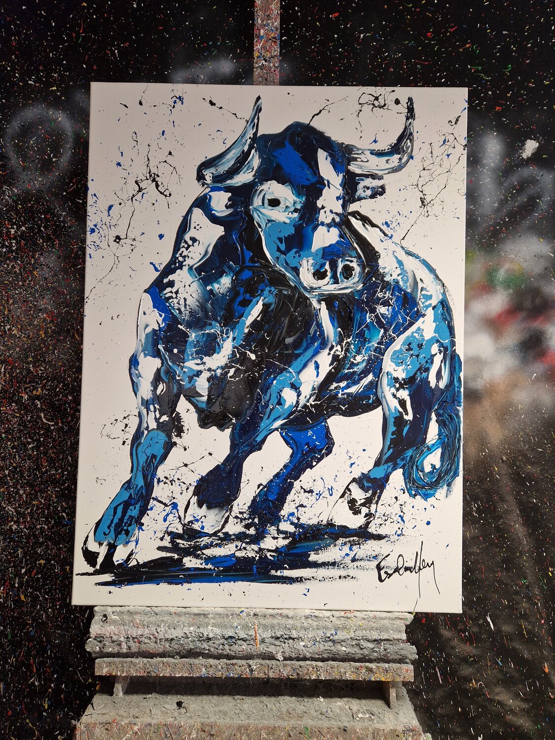 El toro von Henry Escobar (2023): Malerei Acryl, Farbspray auf Leinwand ...