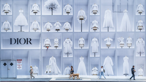 Magritte on 5th - NYC by Joseph Cela (2018) : Photography Digital on ...