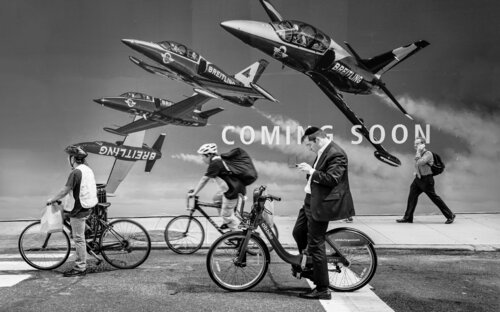 Magritte on 5th - NYC by Joseph Cela (2018) : Photography Digital on ...