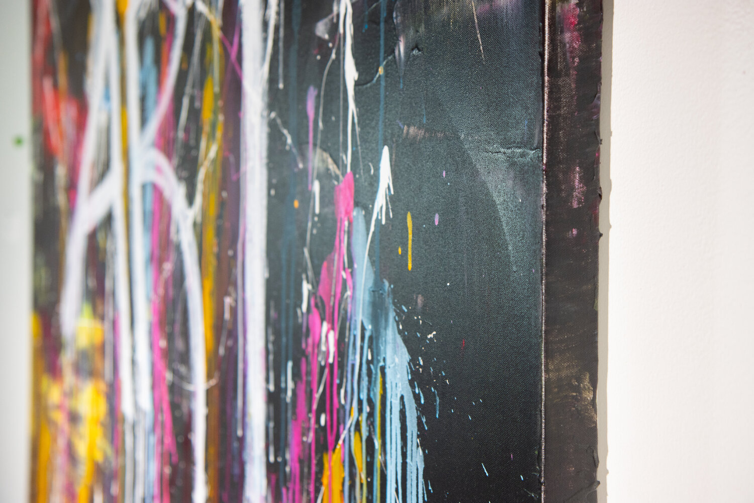 Abstract Art #002 von Stephanie Dillon (2023): Malerei Acryl, Graffiti ...