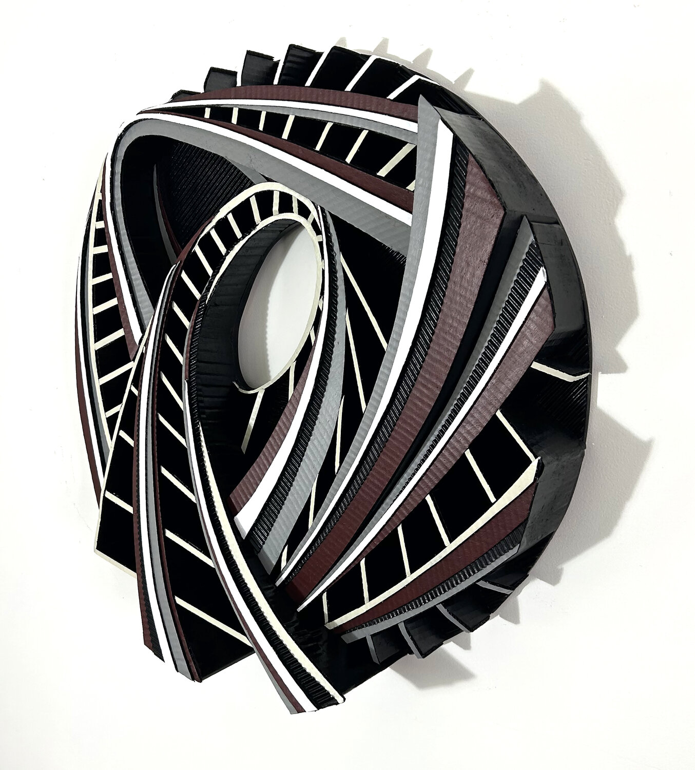 DREAM CATCHERS von Mark Wiesner (2023): Skulptur Holz, Karton - SINGULART