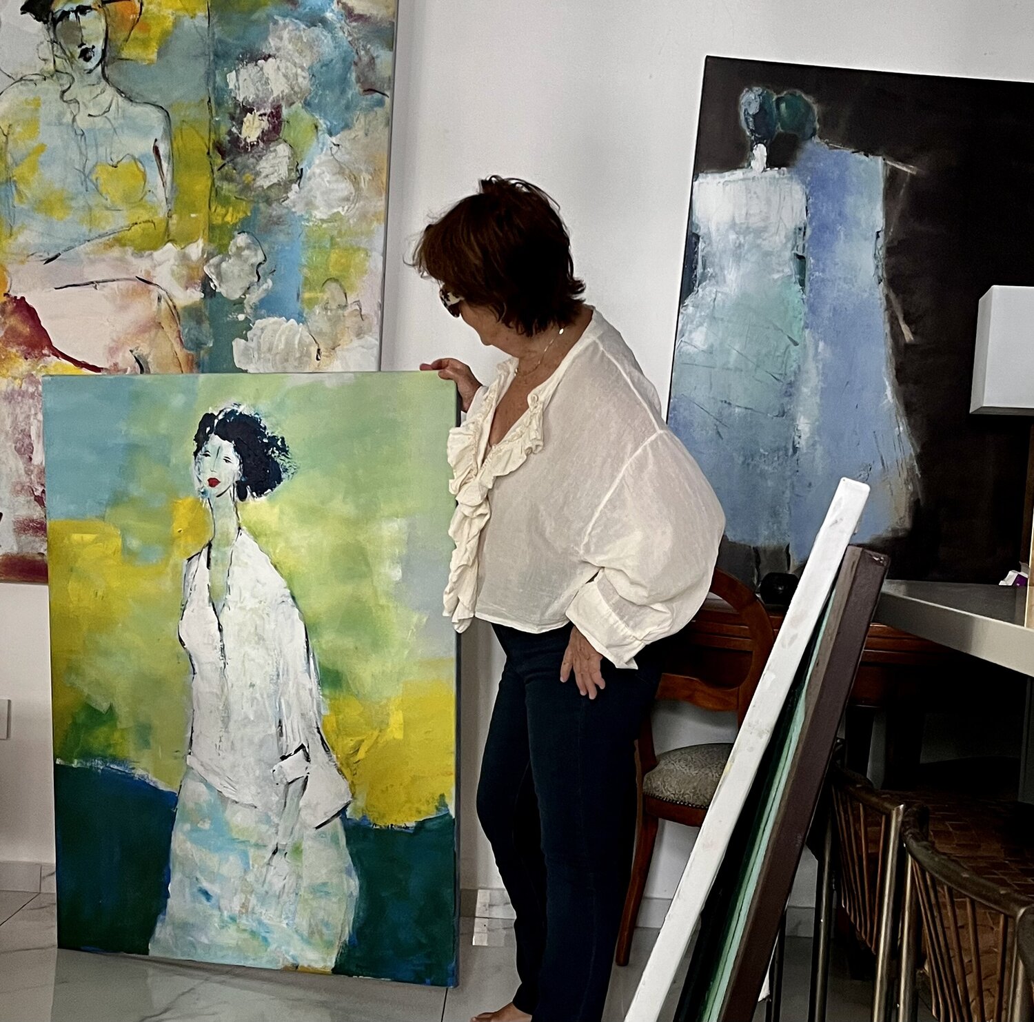 Une dame by Marie Rouach (2022) : Painting Acrylic on Canvas - Singulart