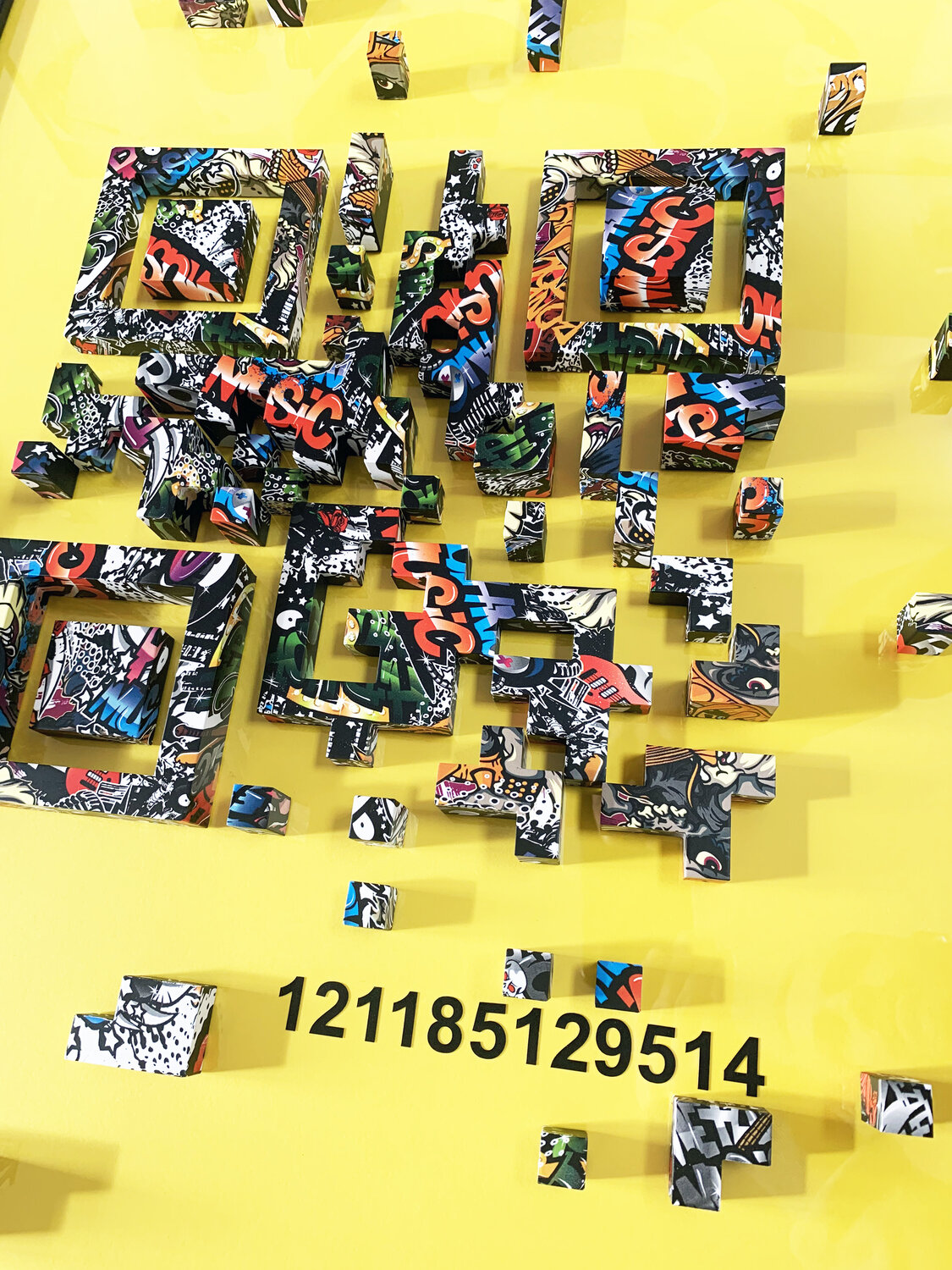 QR CODE - GRAFFITI 2.0 Yellow by Aurélien Guiho (2023) : Sculpture ...