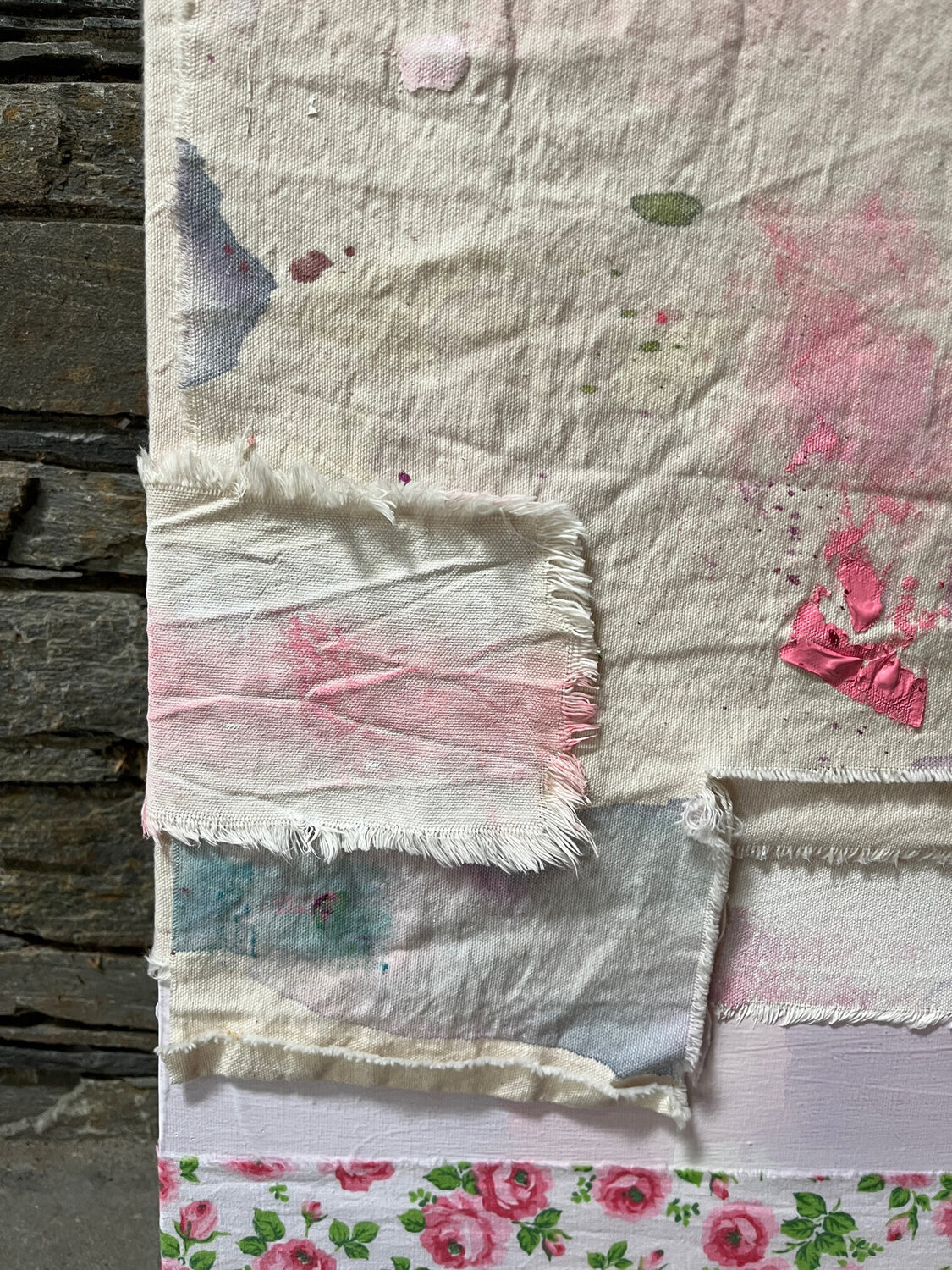 embers in the dark can look just like shooting stars de Kimberley Bruce ...