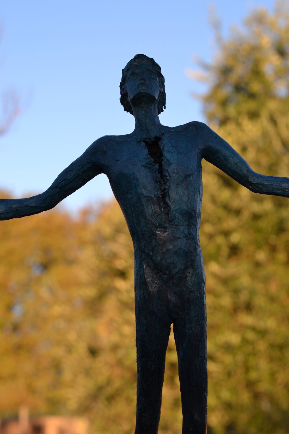 Le Don de Soi von Manoyan Nathalie Olivier (2023): Skulptur Bronze ...