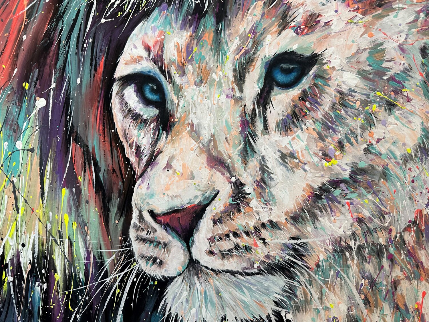 Famous Lion Head Painting