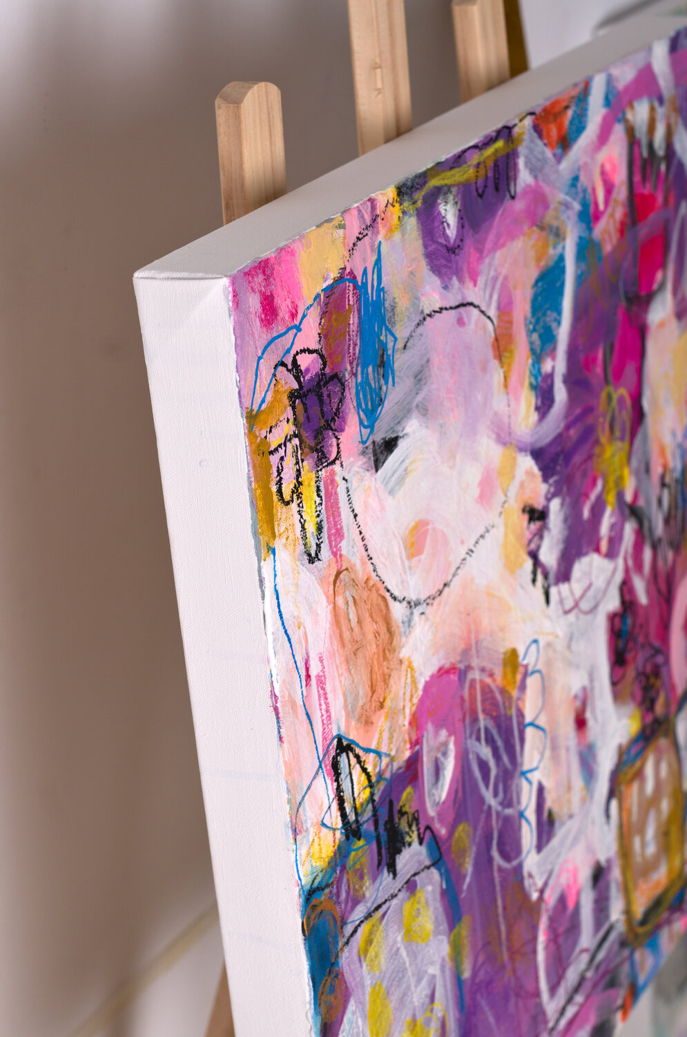 Golden vase by Marisol Evora (2022) : Painting Acrylic, Oil on Canvas ...