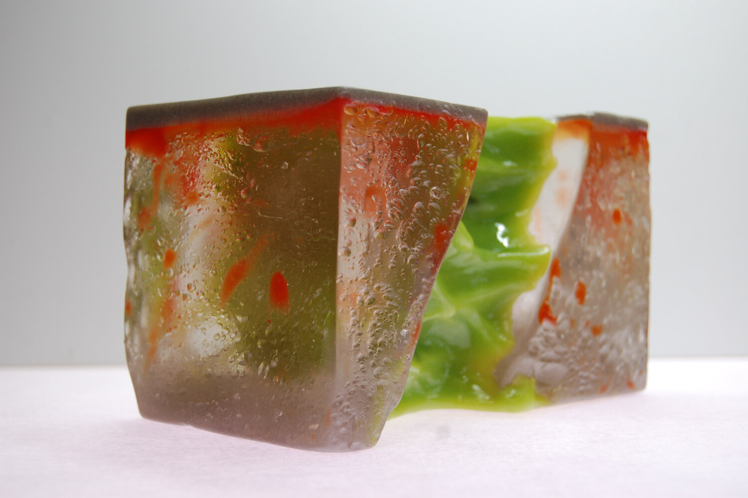 Cube fendu d'une masse verte by Michèle Loussouarn (2024) : Sculpture ...