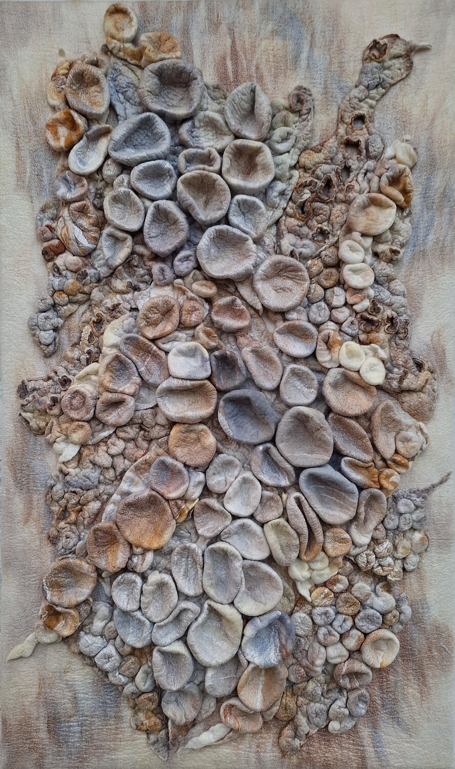 "Embossing" by Reena Curphey (2021) : Textile Wool on Canvas - Singulart