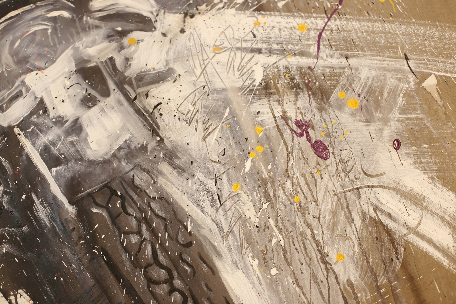 Hailey Clauson x Urban Outfitters x Jason Lee Parry’s $28 Millions ...