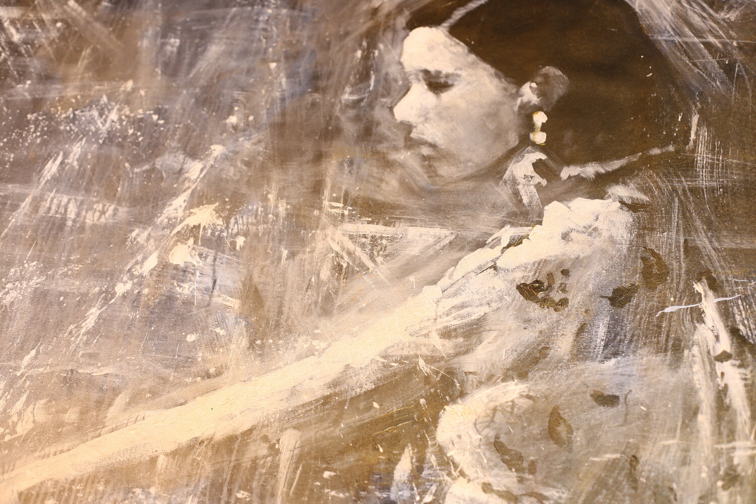 Untitled ( Lily Yuen / Ruan Ling-Yu ) von Michael Andrew Law Cheuk Yui ...