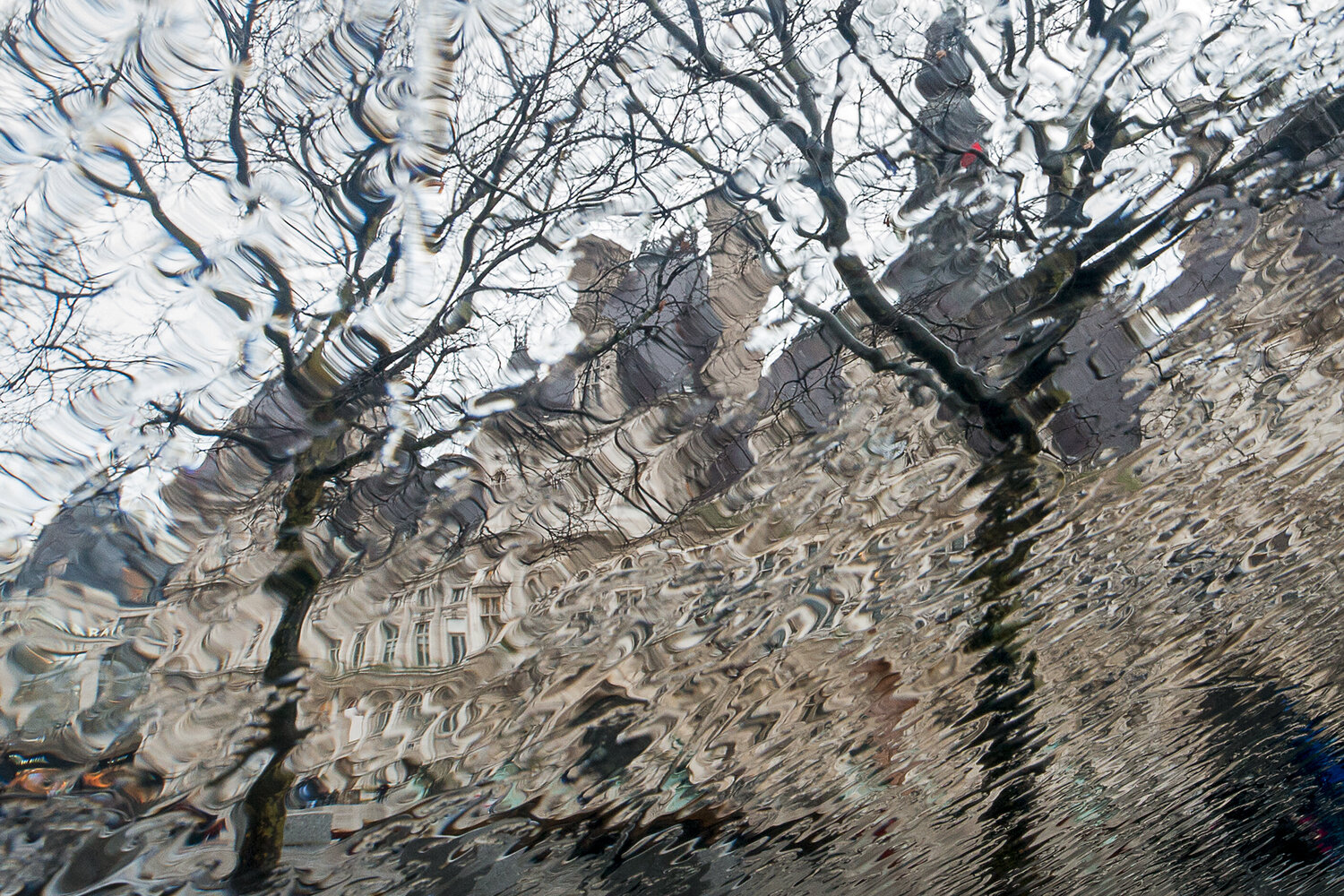 Averse sur l'Hôtel de Ville by Robert Bared (2018) : Digital Digital on ...