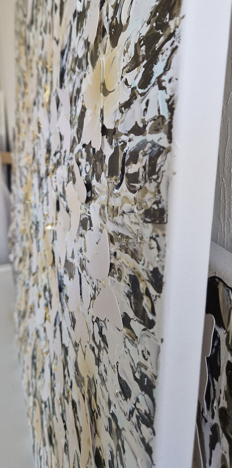 Butterfly emotions von Simone Monney (2023): Malerei Acryl, Collage auf ...