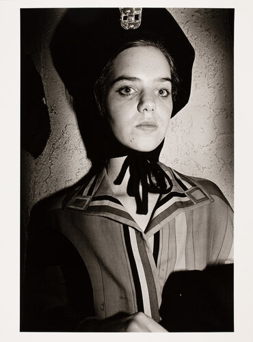 Su Tissue, Suburban Lawns lead singer, backstage at B People, DNA ...