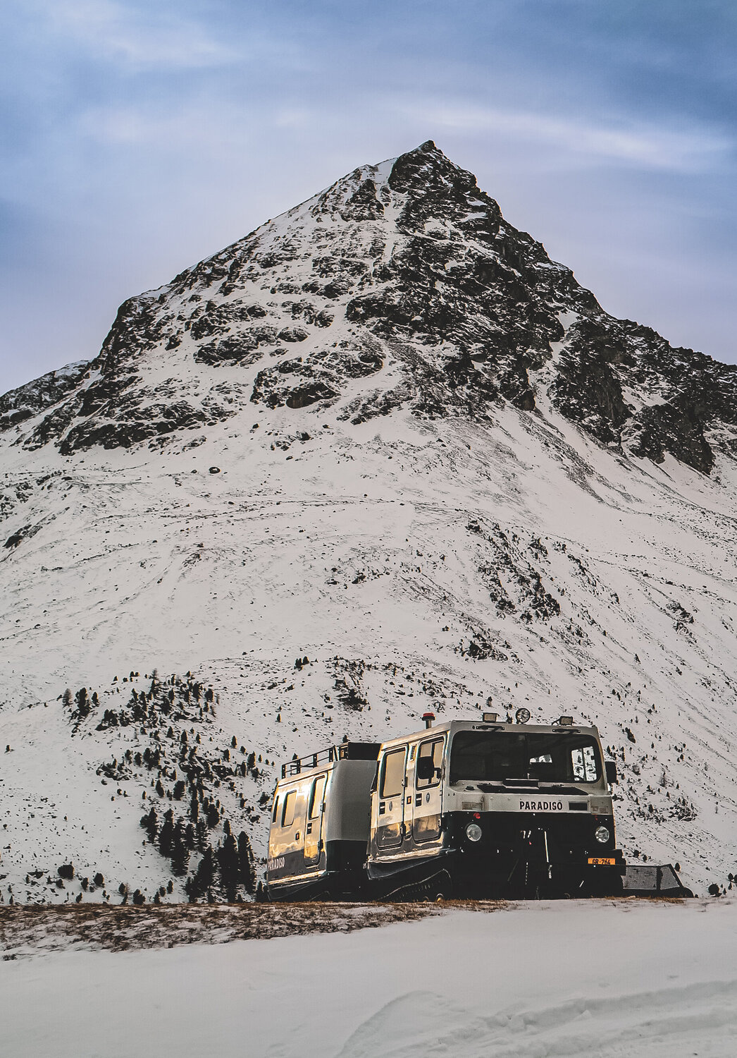 Paradiso Snow Cat in St. Moritz by Gregor Myszor (2024) : Photography ...