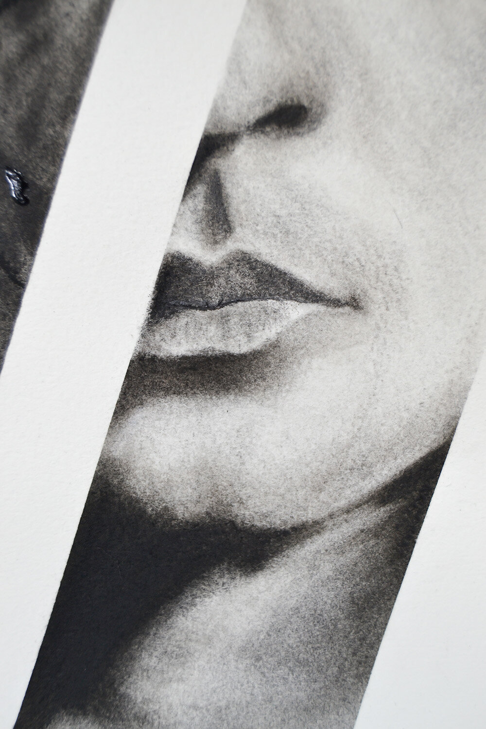 Inner Frame ⅠⅠ von DAVARO David (2025): Malerei Acryl, Kohle auf Papier ...