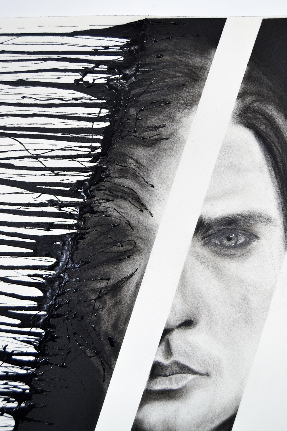 Inner Frame ⅠⅠ von DAVARO David (2025): Malerei Acryl, Kohle auf Papier ...