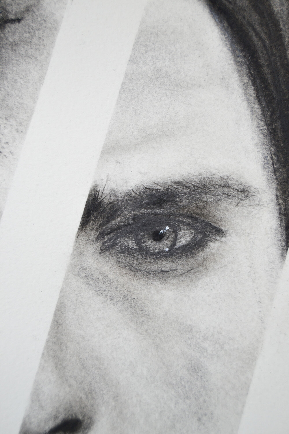 Inner Frame ⅠⅠ von DAVARO David (2025): Malerei Acryl, Kohle auf Papier ...