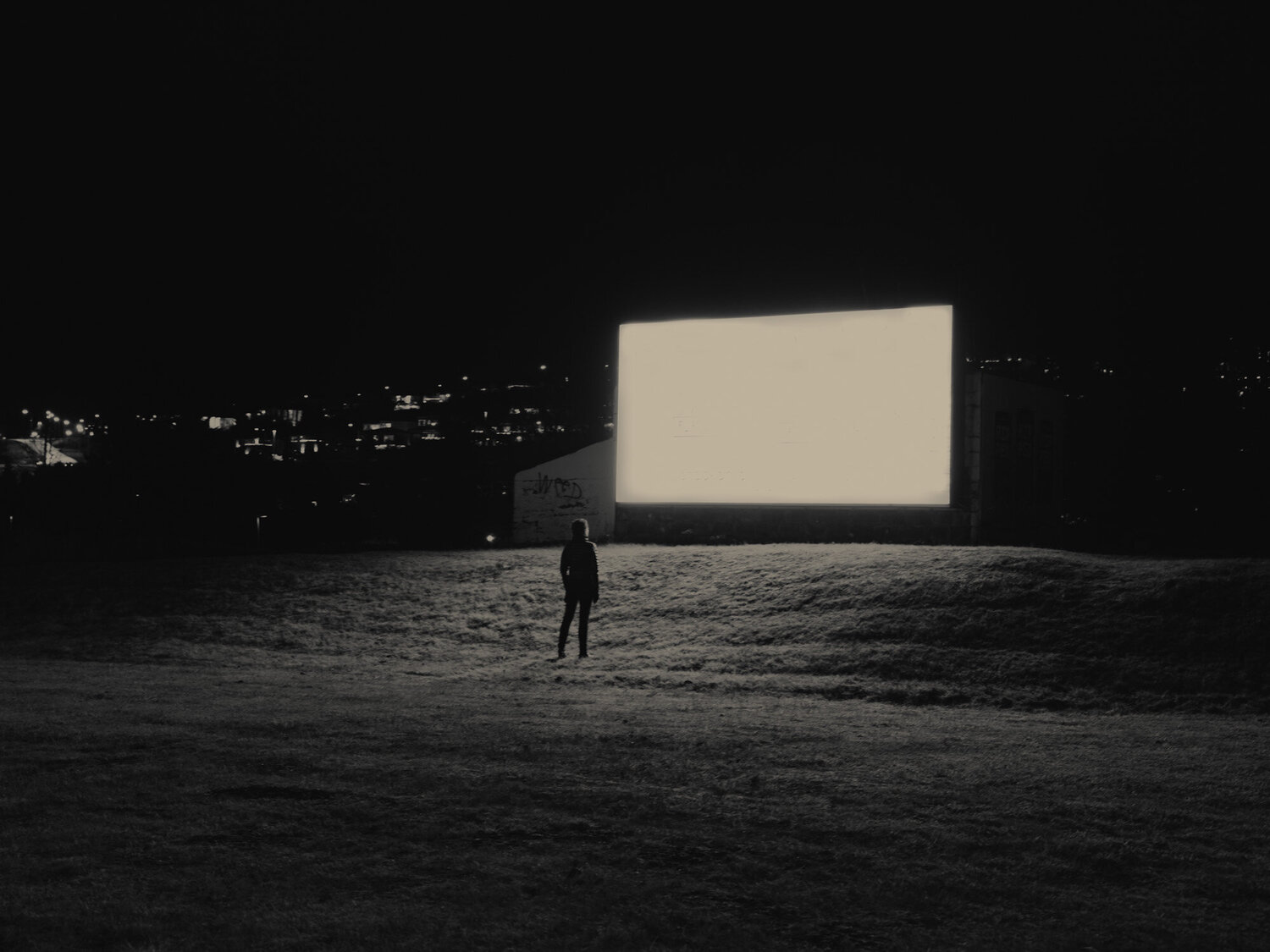 The screen by Bragi Thor Jósefsson (2023) : Photography Digital on Paper - Singulart