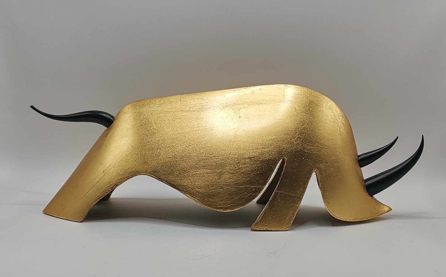 rhinoceros doré . la force tranquille by patrick ROSENSTEIN (2024 ...