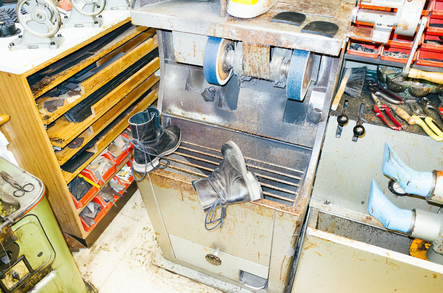 schuhmacher by Jonas Schubert (2022) : Photography Digital on Paper - Singulart