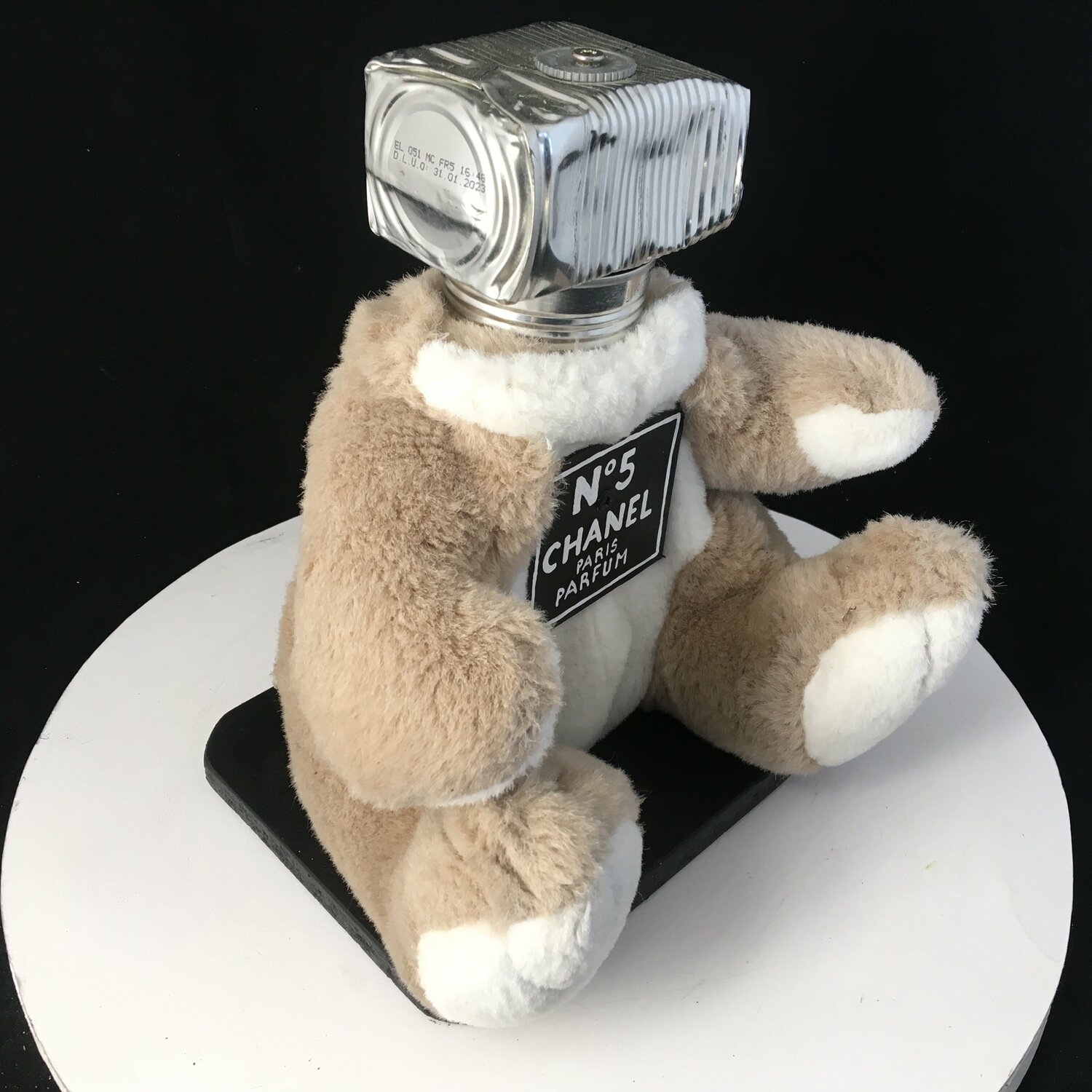 Chanel N.5 Teddy Bear by Norman Gekko (2020) : Sculpture Stainless ...