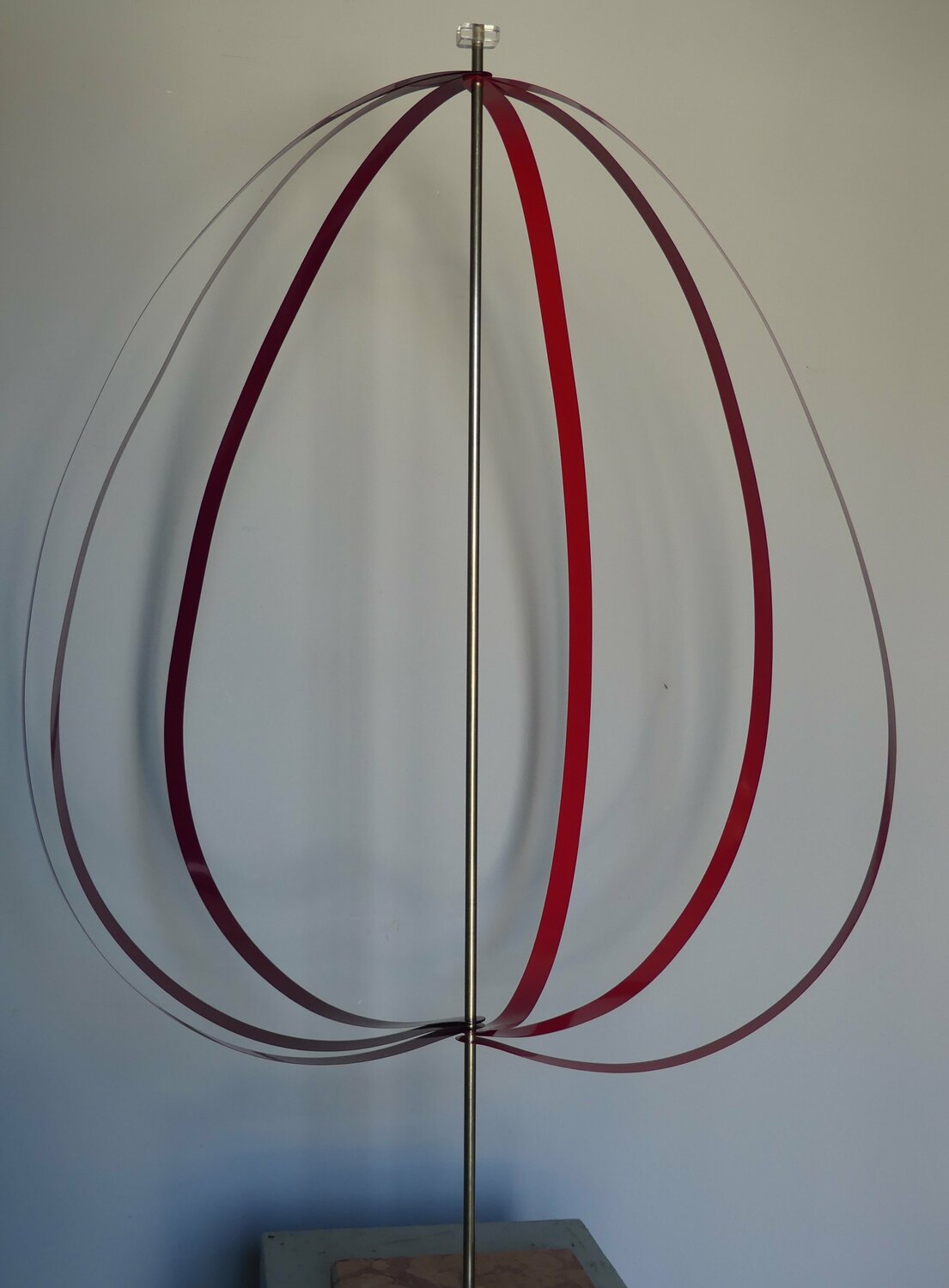 Trois Lames Rouges jouent avec trois Violettes. sm 787 by Jean Paul ...